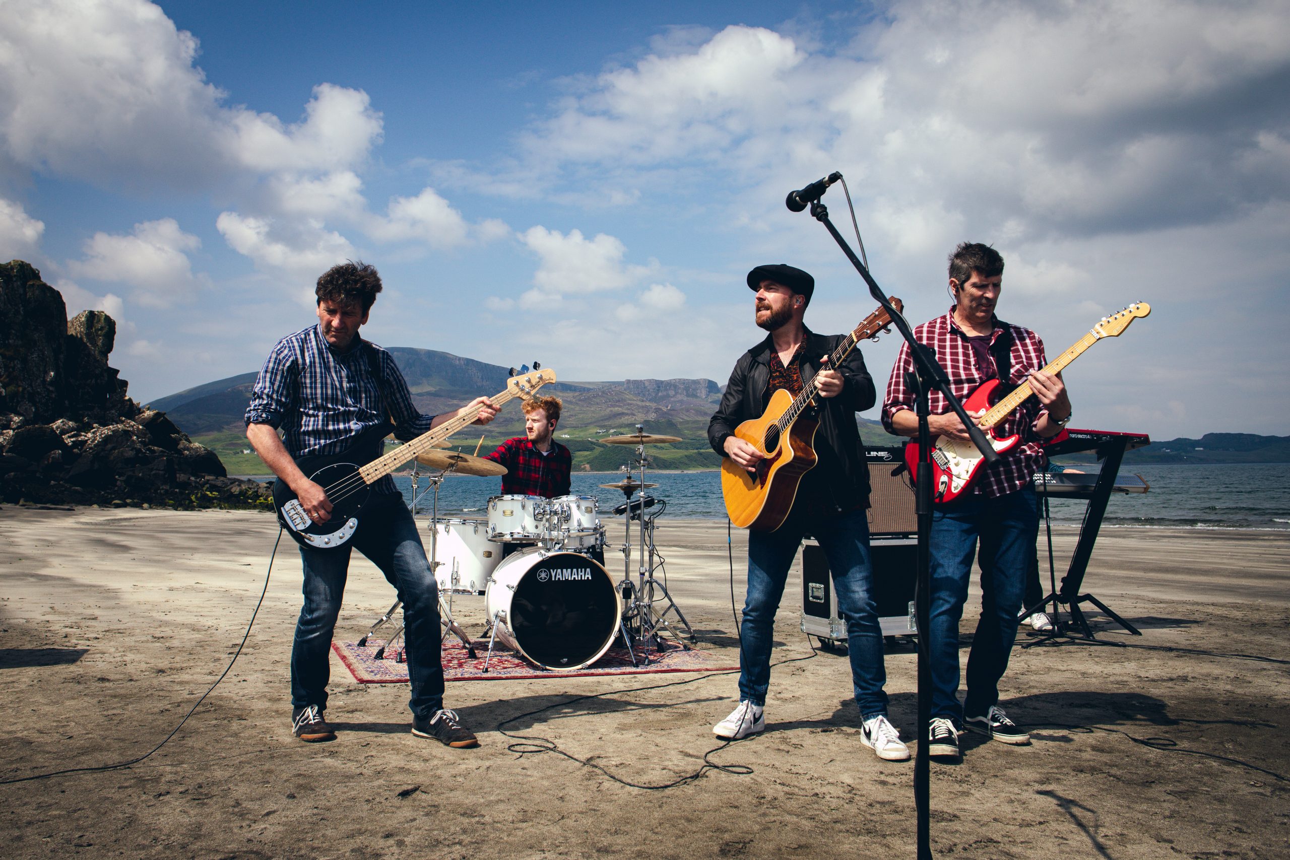 The Runrig Experience - Hypertension Music